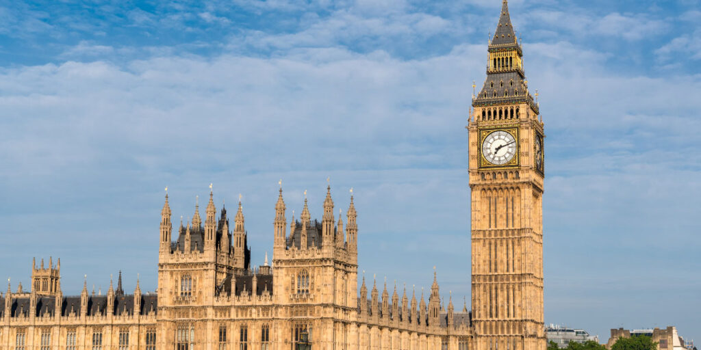 UK: HMRC clarifies crypto reporting rules under OECD